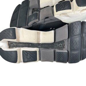 On Running | Shoes | On Cloud Helion Cloudtec Womens Size Running ...